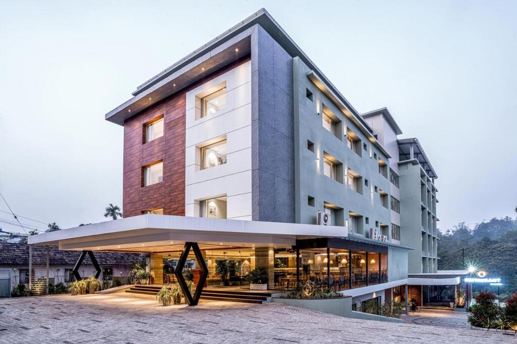 Oshin Hotel Wayanad - Rooms, Facilities & Book